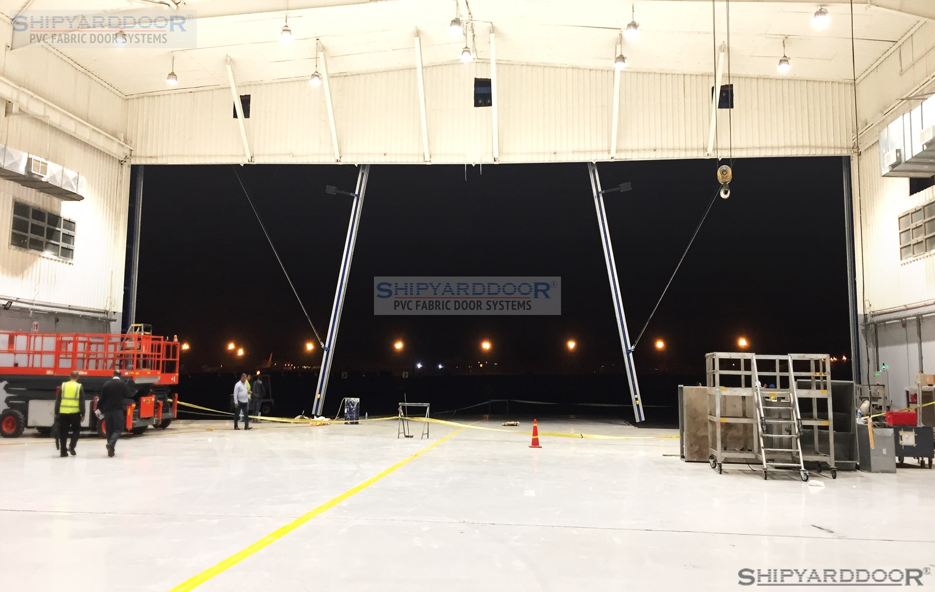 HANGAR DOOR